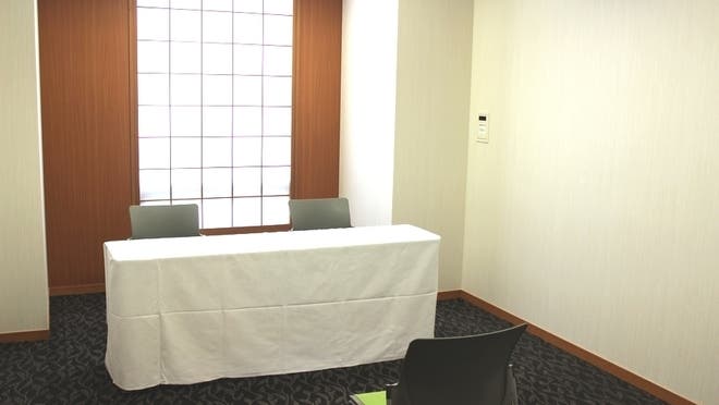 ハートンホール日本生命御堂筋ビル12F大規模セミナー展示会利用に!【アジサイ】の写真1