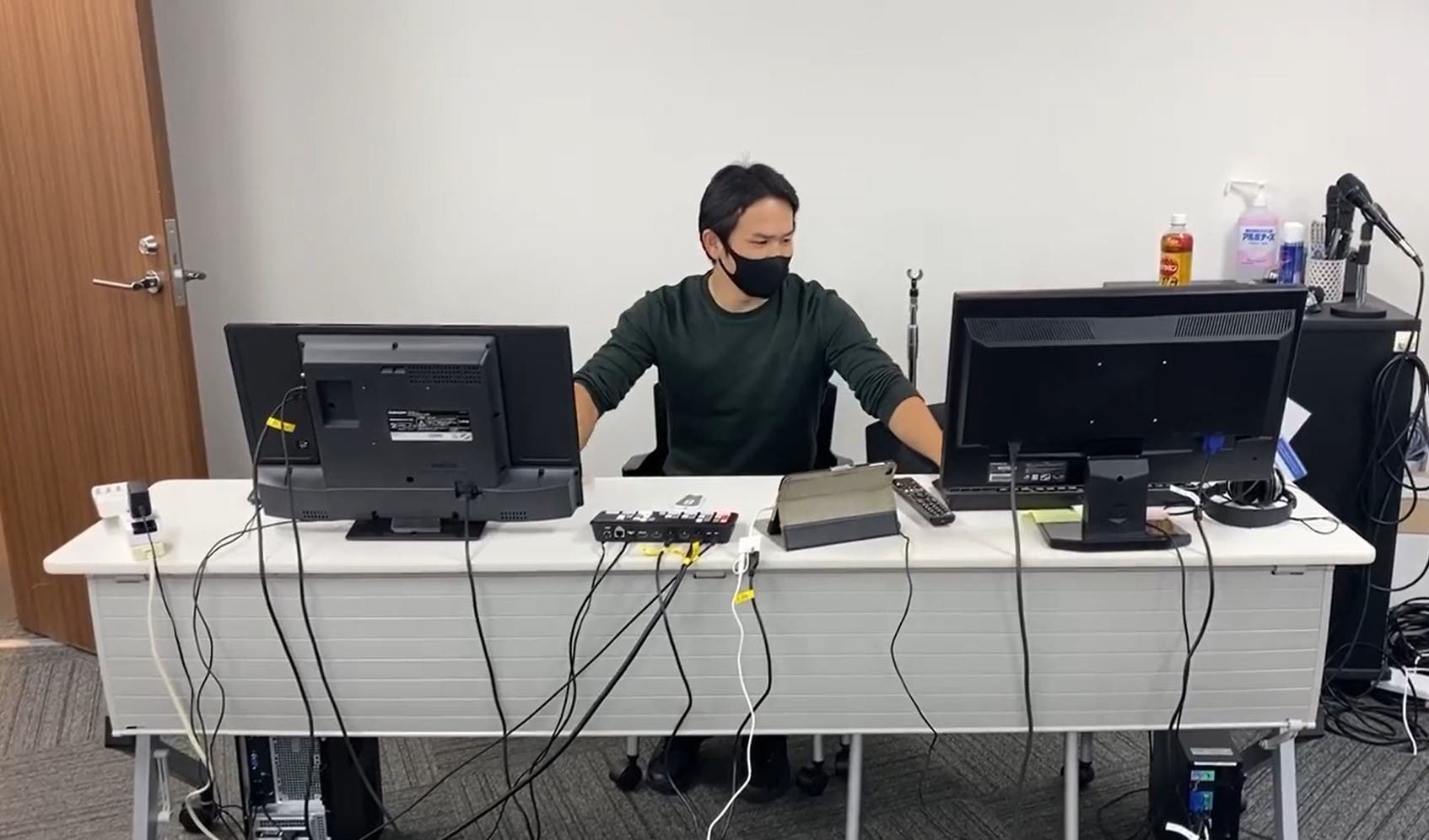 【オンライン配信にも対応】新橋駅、内幸町駅からすぐ！便利で上質な貸会議室！の写真24