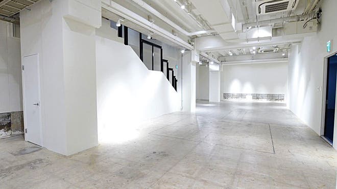 【B1F-B101】天井高約4mの開放感あふれる空間のスタジオ。心斎橋駅、本町駅すぐのレンタルスペース。【大阪市中央区】の写真7