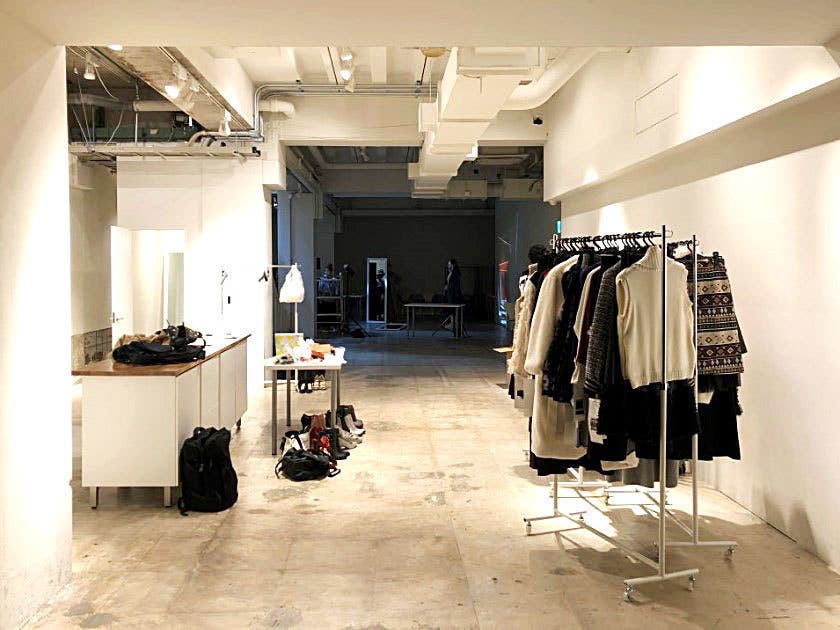 【B1F-ワンフロア】吹き抜け部分約7mの開放感あふれる空間のスタジオ。心斎橋駅、本町駅すぐのレンタルスペース。【大阪市中央区】の写真11