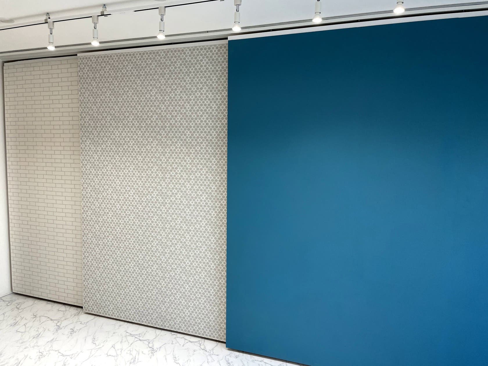 【池袋】豪華セットあり📸格安な撮影スタジオ/ メイクルーム/ 照明機材/ 駐車場/ 光回線【アル撮影スタジオ】の写真23