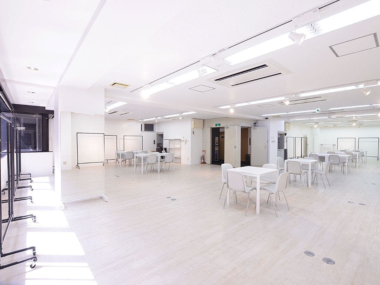 【2F-ワンフロア】南向きの窓から自然光がたっぷり差し込む、日当たり良好の明るい撮影スタジオ。【大阪市中央区】の写真6