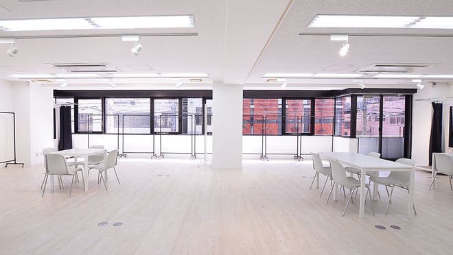 【2F-ワンフロア】南向きの窓から自然光がたっぷり差し込む、日当たり良好の明るい撮影スタジオ。【大阪市中央区】の写真4