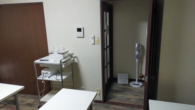 ≪ルームB≫会議やミニセミナー等!7人位が快適!最大14人席のボードゲームパーティーゲーム充実のレンタルスペースの写真7