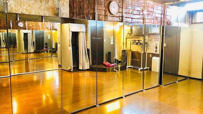 【川崎駅徒歩5分】ダンスができるレンタルスタジオ!24時間営業、大型鏡、フローリング★当日予約も可能!ダンス以外でも使えますの写真5