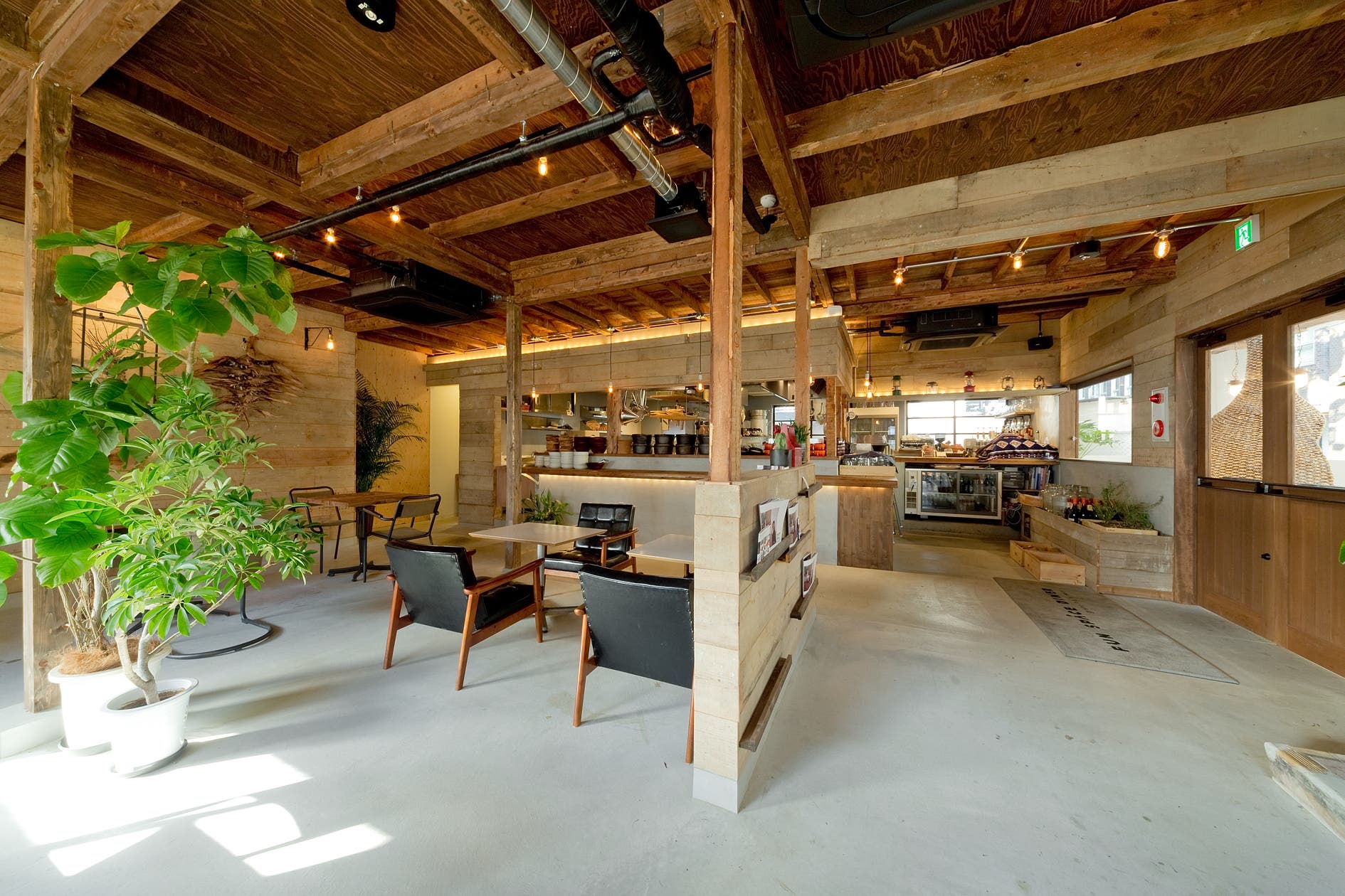 店内設備すべて無料！難波駅徒歩10分。200人収容、516㎡木造2階建て古民家。CMなどの各種撮影や大型イベント、パーティーに！の写真15