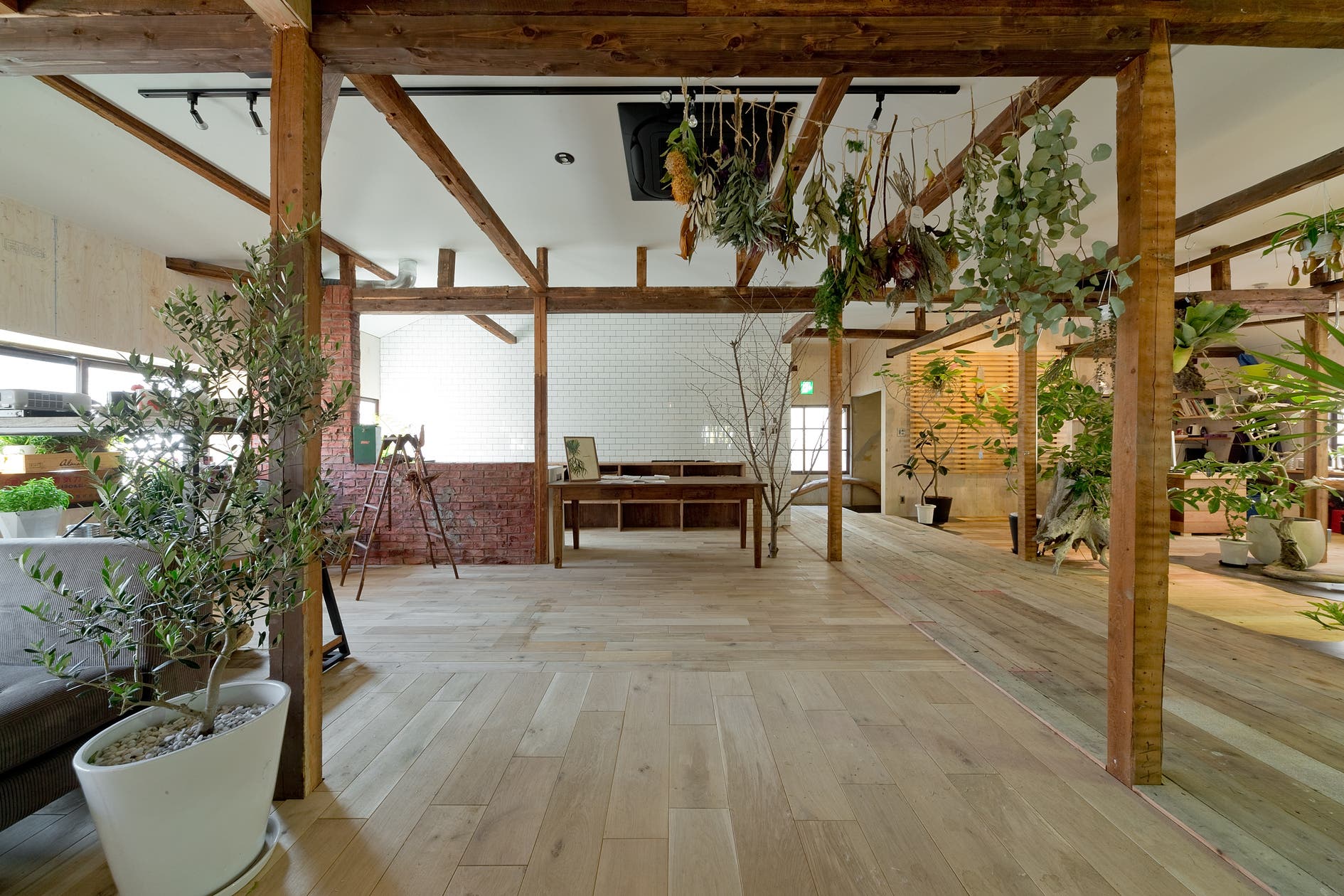 店内設備すべて無料！難波駅徒歩10分。200人収容、516㎡木造2階建て古民家。CMなどの各種撮影や大型イベント、パーティーに！の写真9