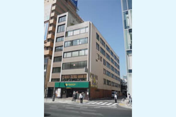 【表参道駅】アクセス最高！リーズナブルな貸会議室（2階：21名）の写真5