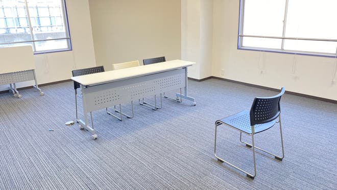 🎯新大阪駅徒歩1分🎯【インボイス対応で経費も安心】🌈隣に控室用意可能(要予約)🌈追加料金不要🌈◆お気軽会議室新大阪terra◆の写真8