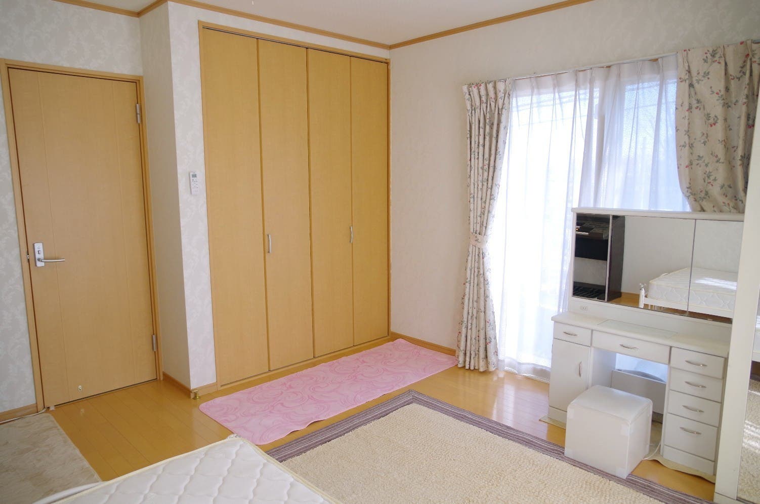 ☆自然光入るハウススタジオ☆2LDK丸ごと貸出し！写真/ロケ撮影・教室・女子会など(1部屋だけの利用もOK)の写真5