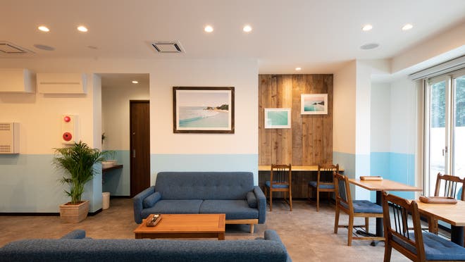 【初台駅2分おしゃれ海カフェ】撮影、配信(youtube/テレビ/映画)等実績多数。駐車場有。待機、メイクにホテル部屋使用も可の写真4