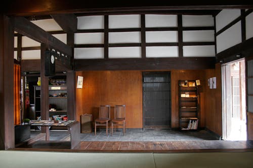 【大阪・堺】撮影会にも人気の広々とした古民家スペースの写真6