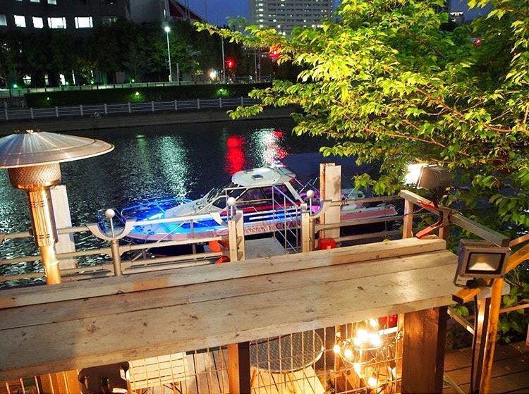 ✨桟橋付きテラスで非日常空間✨【貸切BBQ】Lounge CRIB★本格的BBQ！テラスには可動式の屋根があり雨天も安心‼の写真10