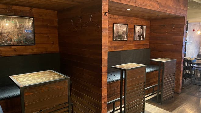 ダイニングバー貸し切り!パーティー、会議、撮影に!の写真2