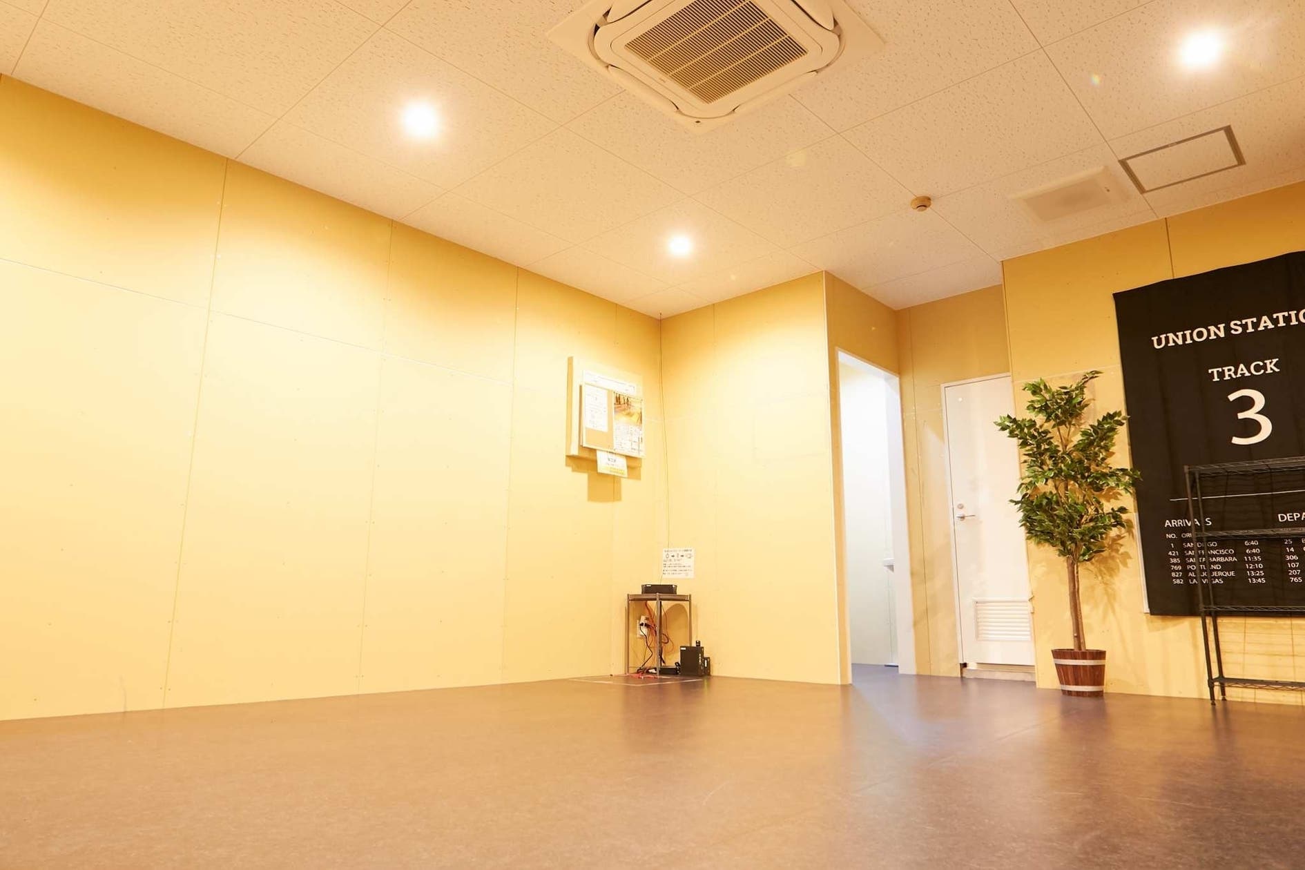 【難波駅から徒歩5分】ダンスができるスタジオ【ヨガ】【撮影】【演劇の稽古】【ウォーキングレッスン】によく使われます♪の写真10