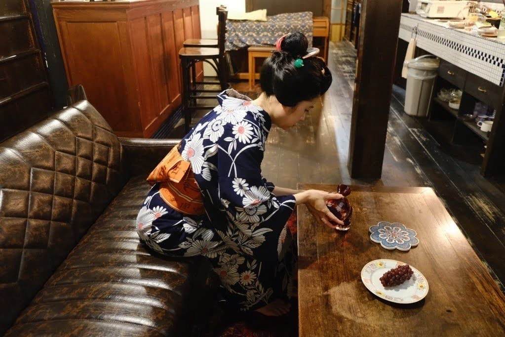 京町家【お宿梅夜】広々とした中庭、共有キッチン付　女子会・誕生日会・ママ会・コスプレ撮影、結婚、卒業記念撮影の写真5