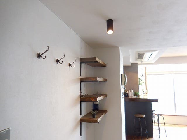 大きな窓と屋上テラスのソファーからのロケーションは最高！！スカイツリーが一望。隅田川に面した隠れ家的なプライベート空間です。の写真18