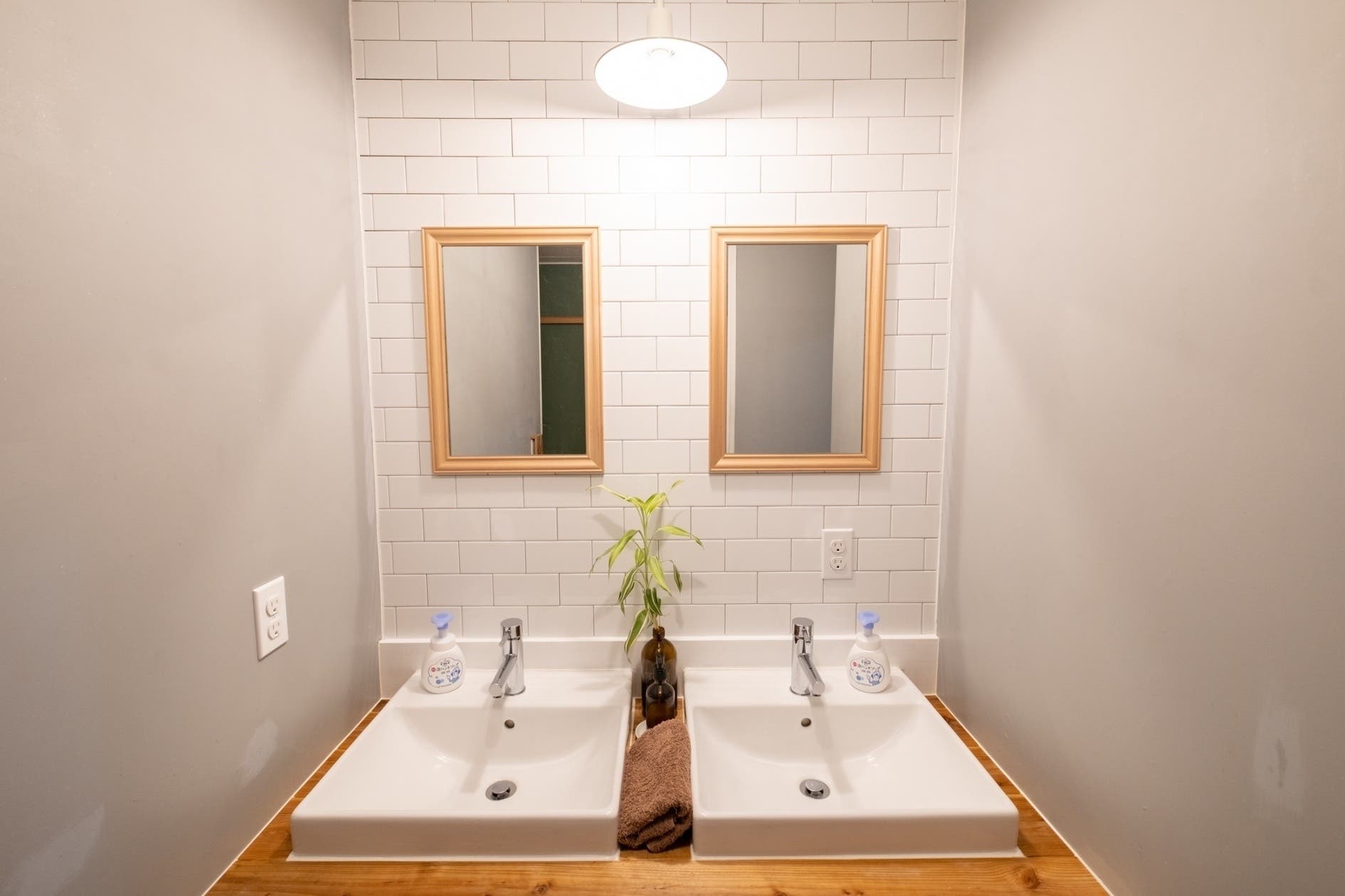 キッチン付き、ブルックリン風リノベスペース！女子会・誕生日会・パーティ・撮影などに！の写真4