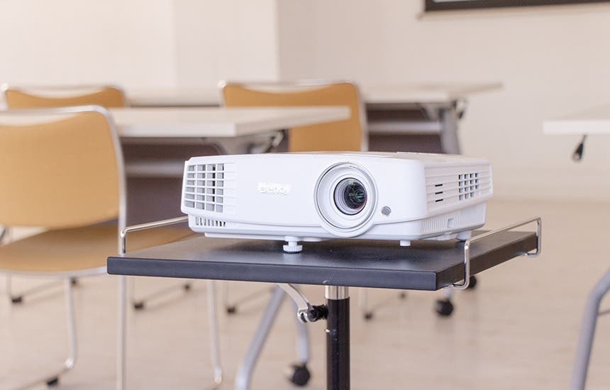 名駅フリースペース／ 【窓開可能で換気抜群】名古屋駅近スタジオ 毎回清掃｜レンタルスペースALBEの写真6