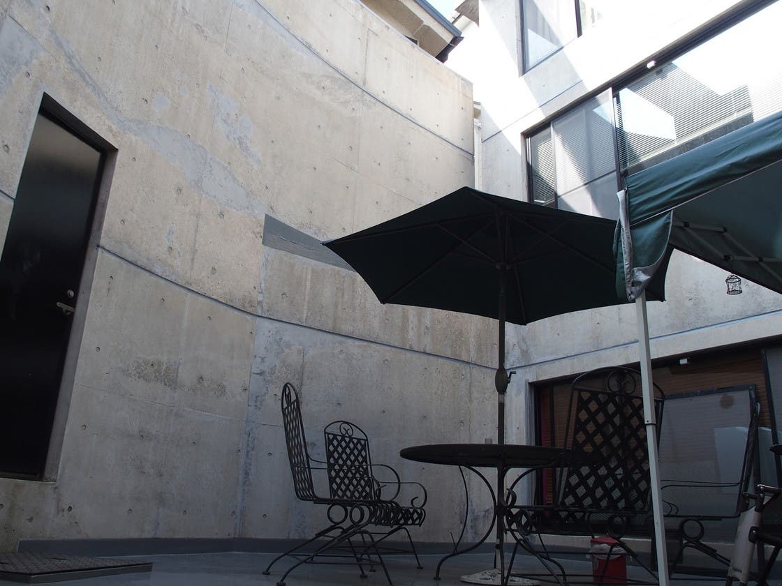 【下北沢】地下なのに高さ5.3m！？設備充実の半月型大ホールでコンサートはいかがでしょうか？の写真25