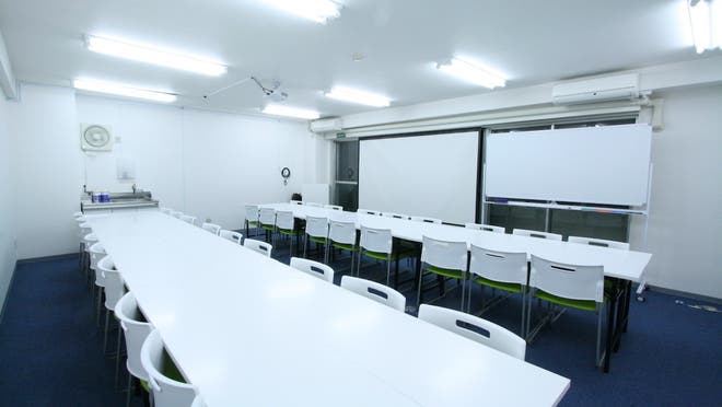 【渋谷駅徒歩1分!ヒカリエ隣!42名利用可!】プロジェクター・ホワイトボード・WiFi全て無料!ふれあい貸し会議室 渋谷No28の写真11
