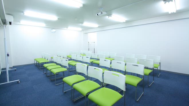 【渋谷駅徒歩1分!ヒカリエ隣!42名利用可!】プロジェクター・ホワイトボード・WiFi全て無料!ふれあい貸し会議室 渋谷No28の写真14