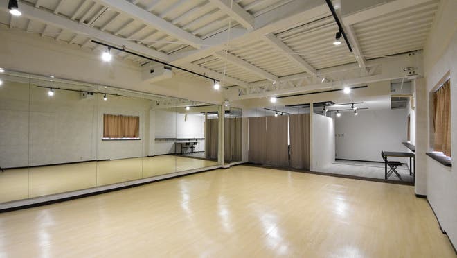 多目的レンタルスペース!! ★シェア・スタ神戸三宮★ JR三宮駅より4分の好立地!の写真2