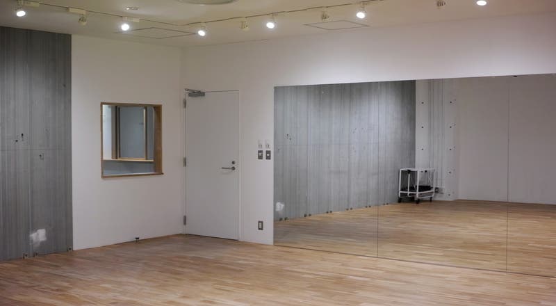 【横浜みなとみらい】STUDIO／ヨガやダンス、リハーサルなどの他、控室や会議にも使えるスタジオです。