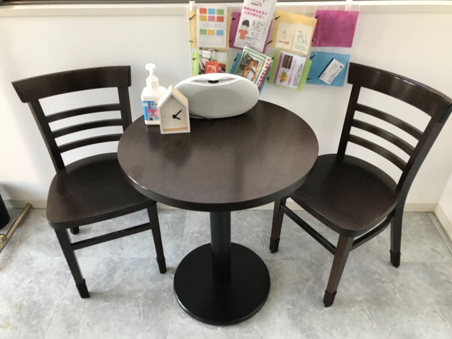 【大きな鏡が魅力】ヘアメイク・カラー診断・マッサージ・フラメンコ・Web会議等に最適な多目的スペースです。の写真8