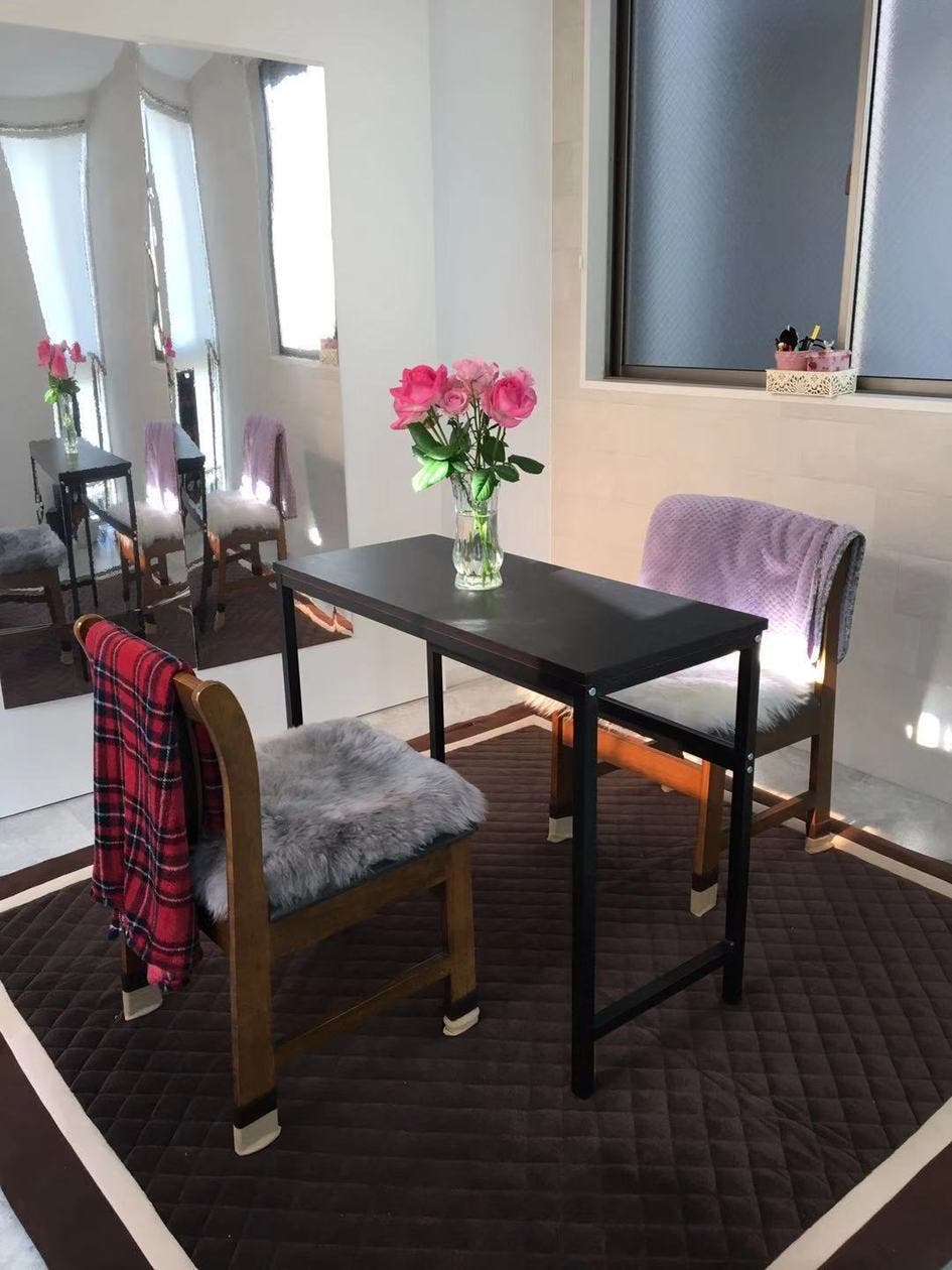 【大きな鏡が魅力】ヘアメイク・カラー診断・マッサージ・フラメンコ・Web会議等に最適な多目的スペースです。の写真7