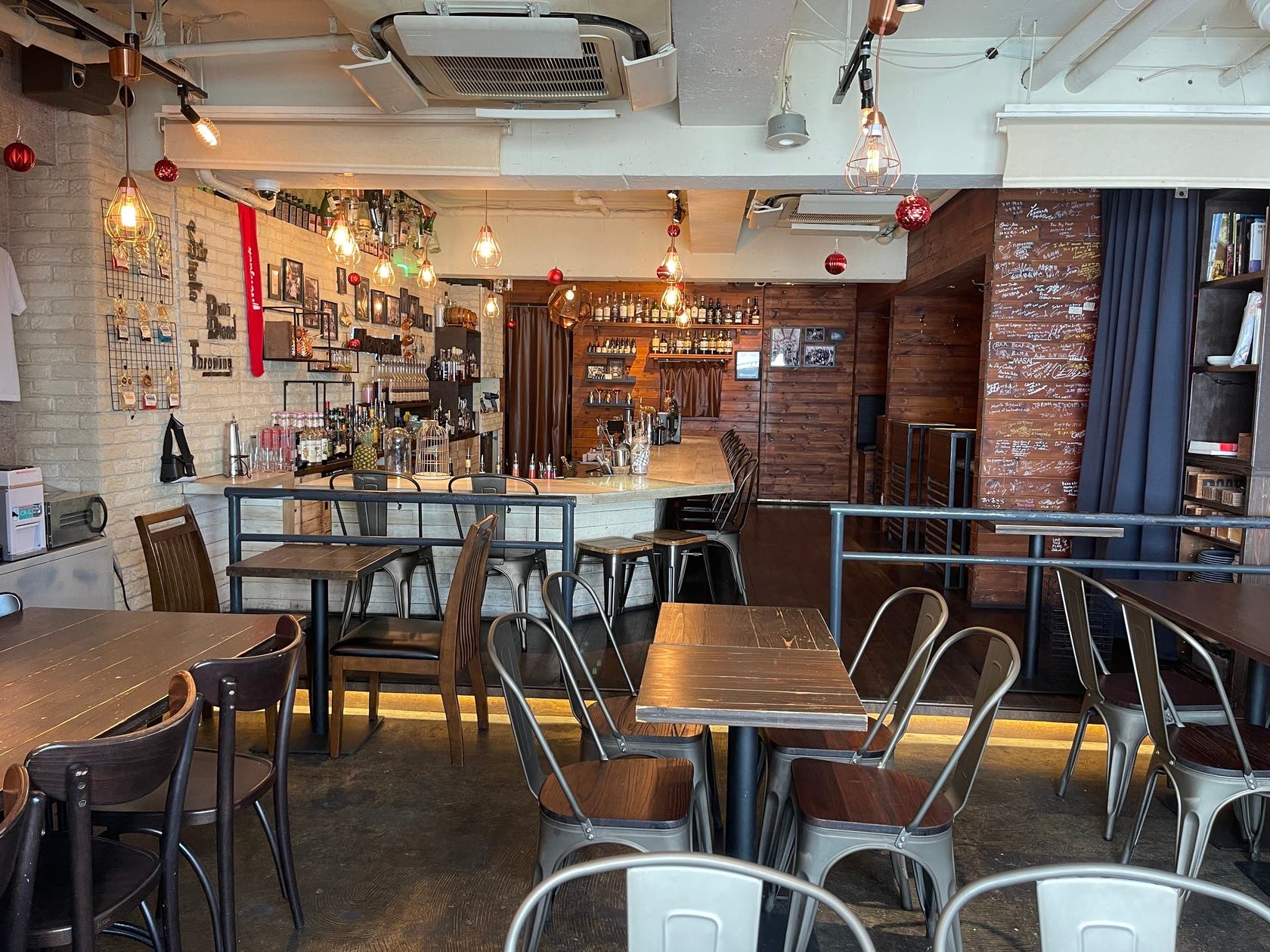 ダイニングバー貸し切り！パーティー、会議、撮影に！の写真12