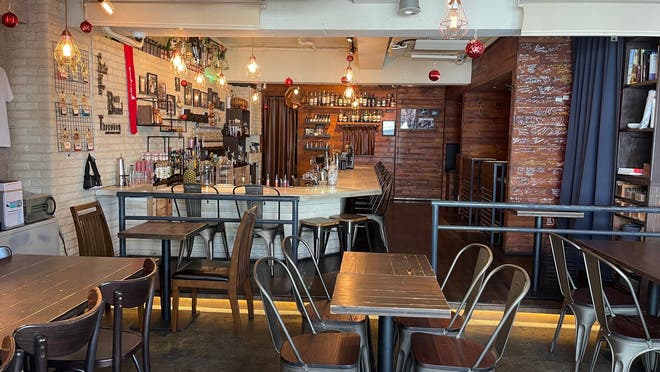 ダイニングバー貸し切り!パーティー、会議、撮影に!の写真12