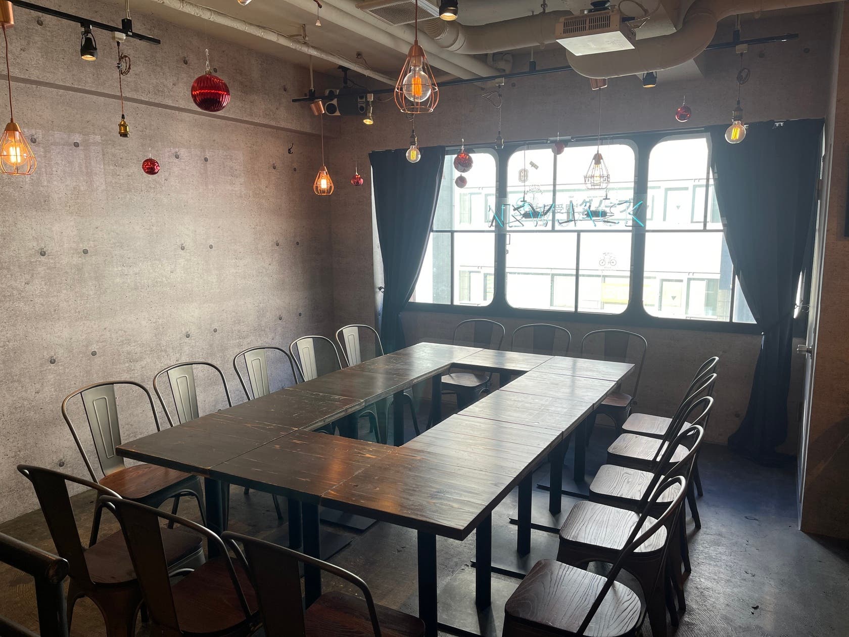 ダイニングバー貸し切り！パーティー、会議、撮影に！の写真13