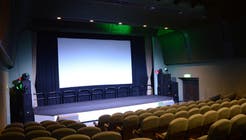 【所沢YTJホール】150名収容・所沢駅直結!音響・照明・映像設備完備のイベントスペースの写真3