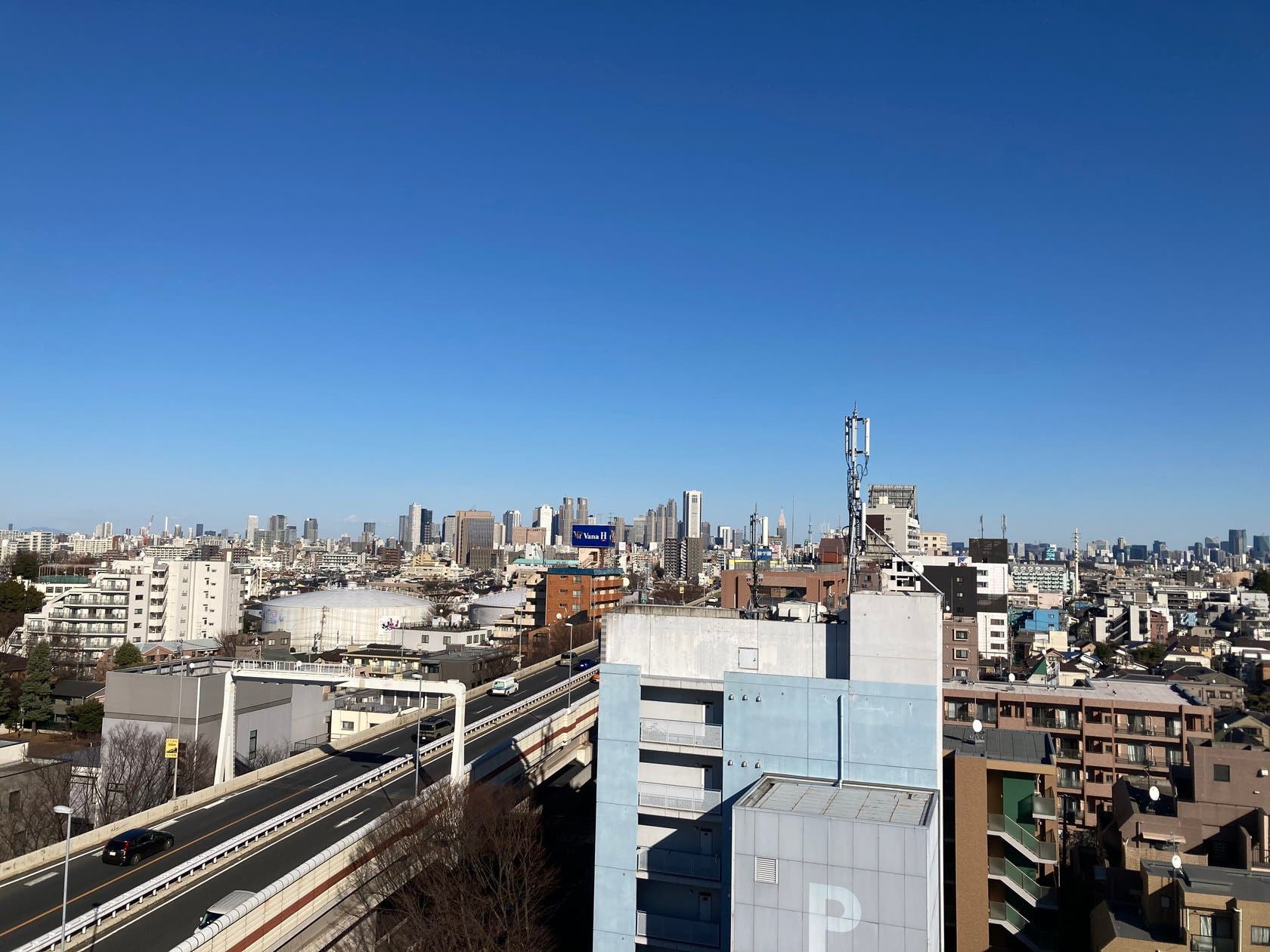 ドラマ・CM・PVなど撮影実績多数★抜けの良さと見晴らし最高の屋上です！！新宿・渋谷・中野・六本木等一望出来ます！の写真9