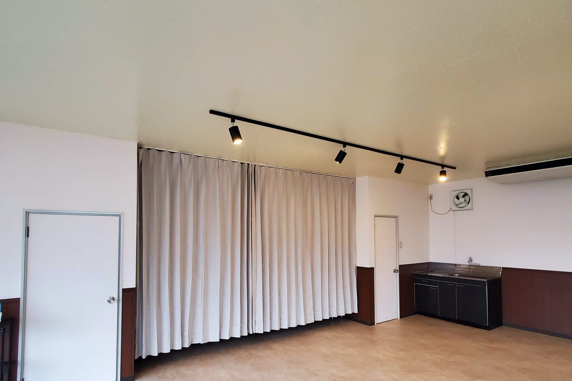 カリマ松本/ダンス・ヨガ・フィットネスなど個人・グループレッスンにも使いやすいシンプルなスタジオの写真13