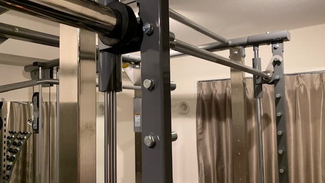 【代々木上原駅徒歩2分】パーソナルトレーナー注目!女性専用レンタルジム〈パワーラック/スミス/壁面鏡他〉水1人1本サービス有の写真3