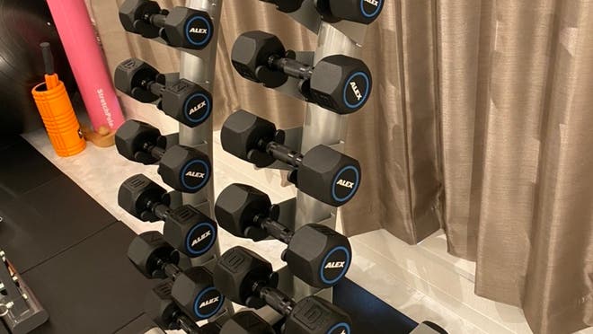 【代々木上原駅徒歩2分】パーソナルトレーナー注目!女性専用レンタルジム〈パワーラック/スミス/壁面鏡他〉水1人1本サービス有の写真4