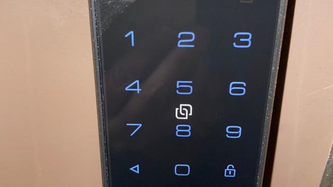 【代々木上原駅徒歩2分】パーソナルトレーナー注目!女性専用レンタルジム〈パワーラック/スミス/壁面鏡他〉水1人1本サービス有の写真9