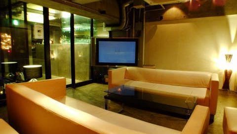 【六本木】大人の雰囲気溢れるスペースで非日常を!/VIP ROOMの写真1