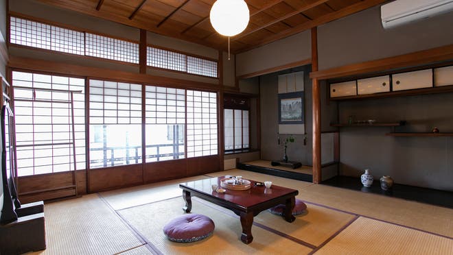 【京都の町家】JR二条駅徒歩15分!雰囲気のある宿泊施設の和室の写真5