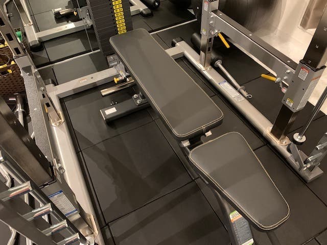 【代々木上原駅徒歩2分】パーソナルトレーナー注目！女性専用レンタルジム〈パワーラック/スミス/壁面鏡他〉水1人1本サービス有の写真18