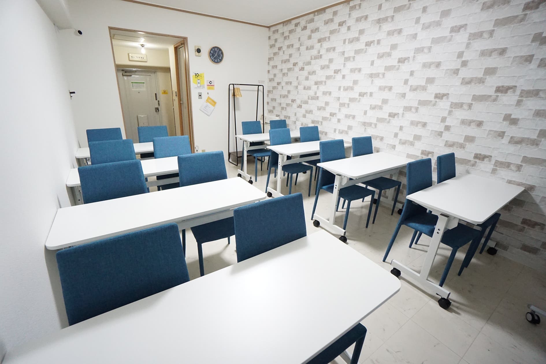 ＜シルク会議室＞駅近🚃Wi-Fi📶プロジェクター🎥モニター🖥会議/商談/テレワーク/Zoom/作業場所/自習の写真7