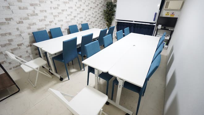 <シルク会議室>駅近🚃Wi-Fi📶プロジェクター🎥モニター🖥会議/商談/テレワーク/Zoom/作業場所/自習の写真8