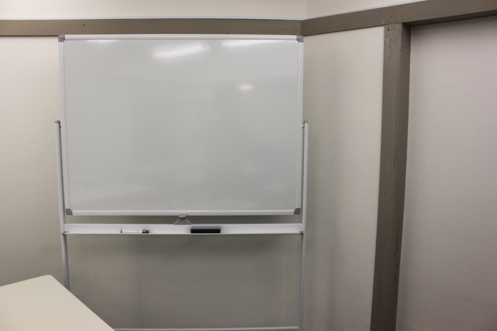 🌟トップホスト12月冬割引✨広々１フロア✨🚃末広町・御徒町徒歩3分🚃研修・会議・撮影・撮影・動画配信・セミナー18名着席の写真10