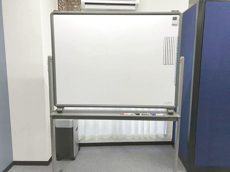 【コミノバ東新宿】東新宿駅徒歩1分♪55インチモニター設置、24H利用可能 最大12名！の写真8