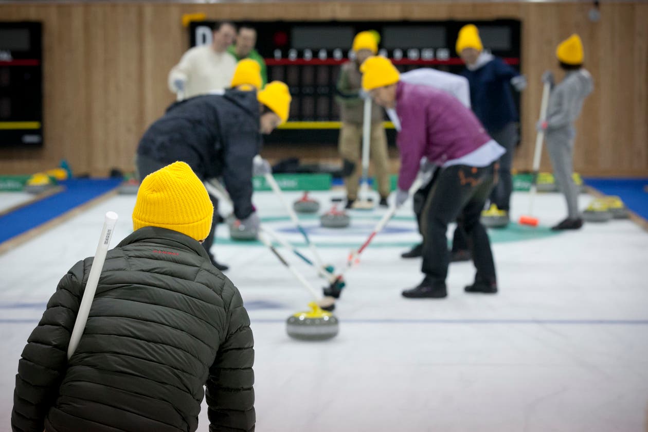 【軽井沢】カーリング場でビジネス研修&チームビルディング・社内運動会利用はいかが？の写真6