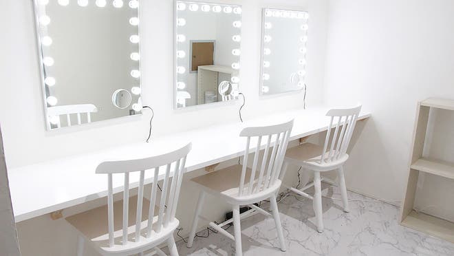 【池袋】豪華セットあり📸格安な撮影スタジオ/ メイクルーム/ 照明機材/ 駐車場/ 光回線【アル撮影スタジオ】の写真5