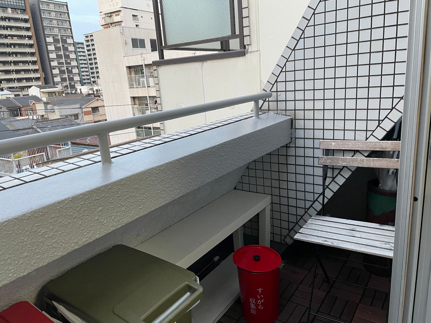 ベランダで喫煙の画像1