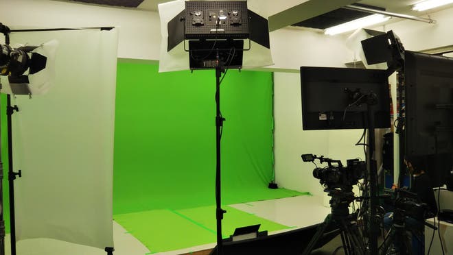 【四ッ谷】【白ホリ・グリーンバック・屋上】【50型モニター無料】【生配信・人物撮影・セミナー配信・物撮りに最適】の写真18